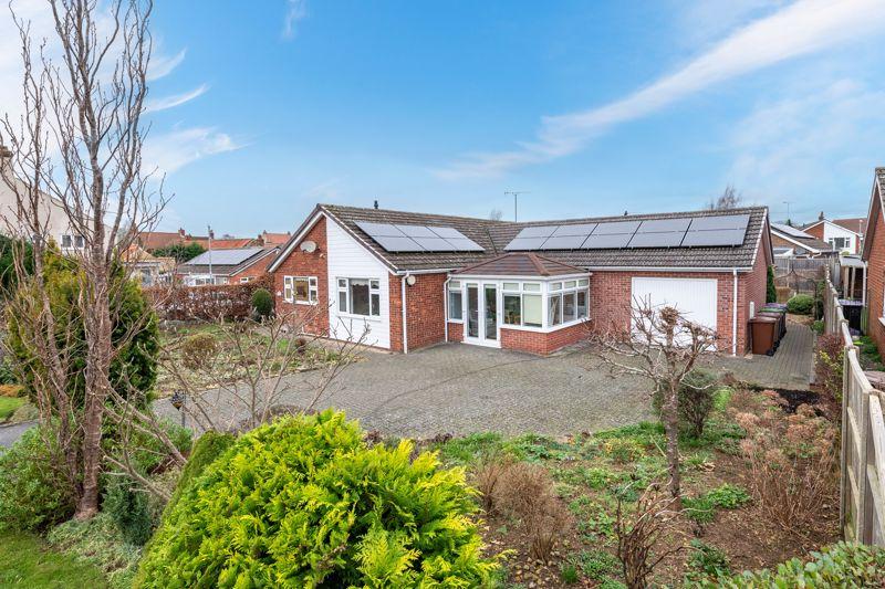 1 Overton Close, Navenby, Lincoln 2 bed bungalow for sale - £360,000