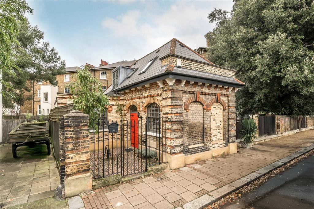 London SW9 3 bed detached house - £1,050,000
