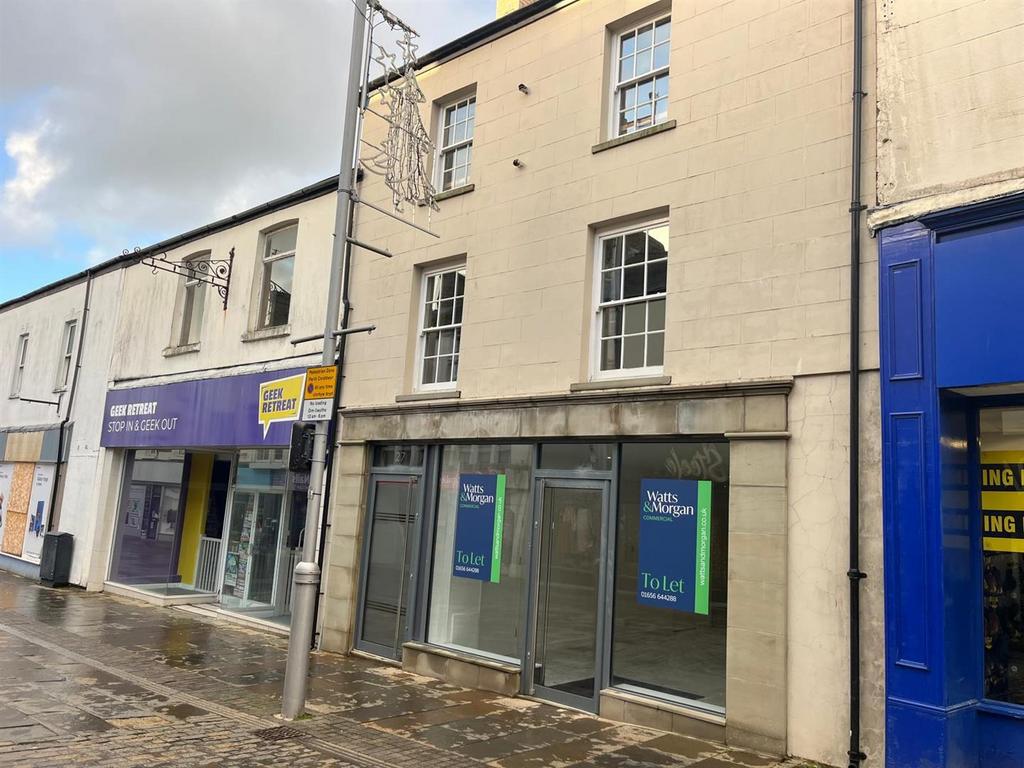 Prime Retail Shop and Premises, 27... Retail property (high street) to ...