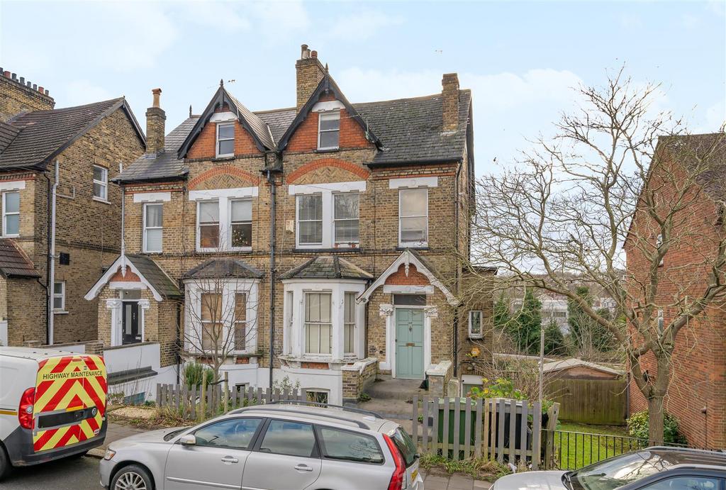 Auckland Hill, West Norwood, SE27 9PG 2 bed maisonette for sale - £400,000