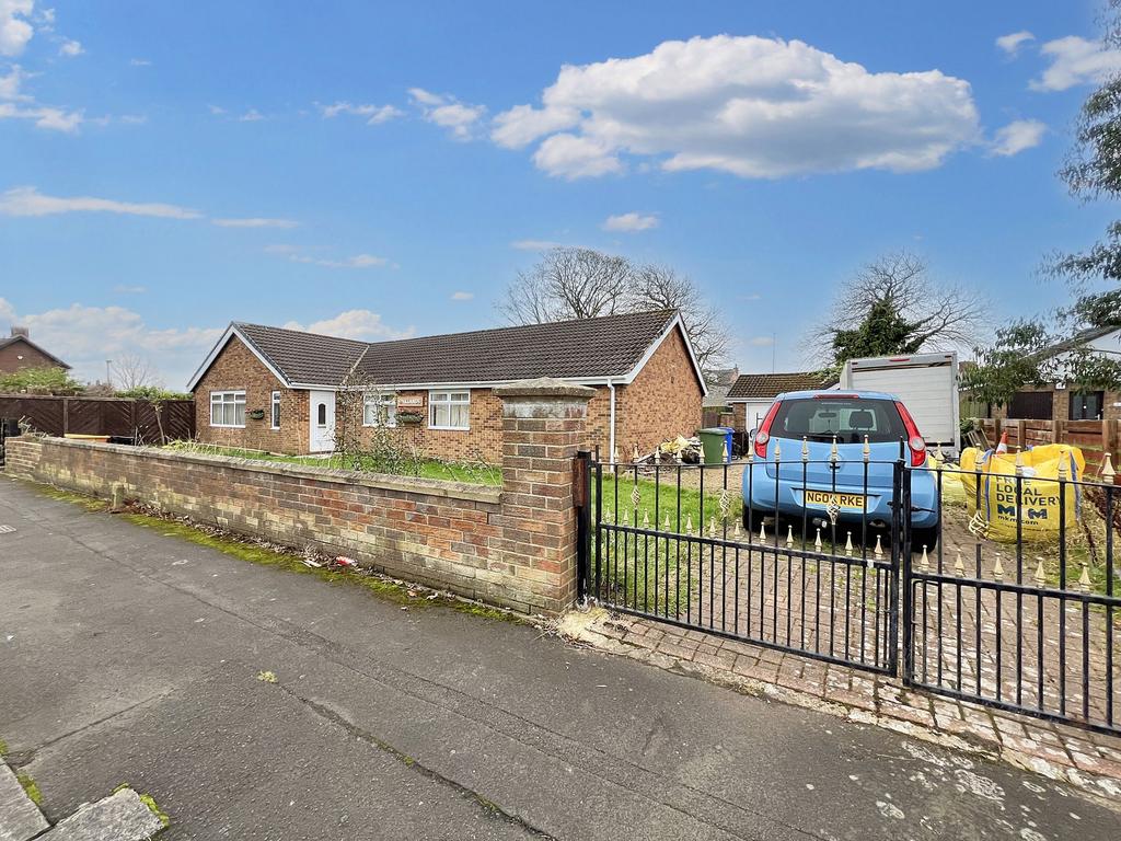 Forest Way, Seghill, Cramlington... 4 bed bungalow - £325,000