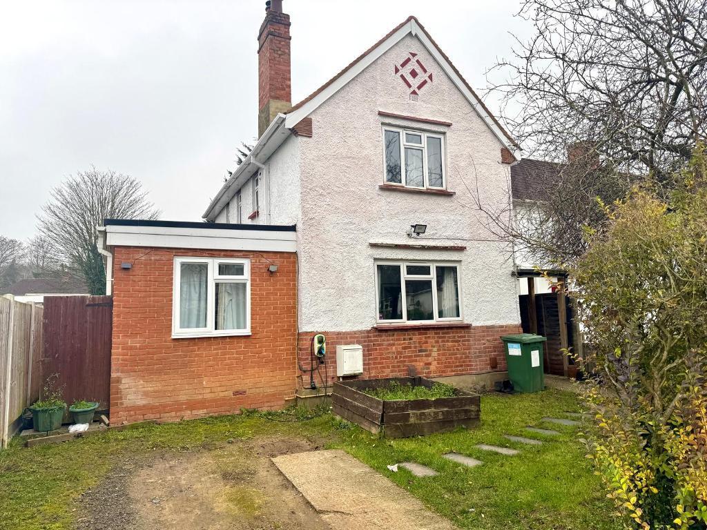 Ellington Park, Maidenhead, SL6 7LJ 4 bed house - £2,200 pcm (£508 pw)