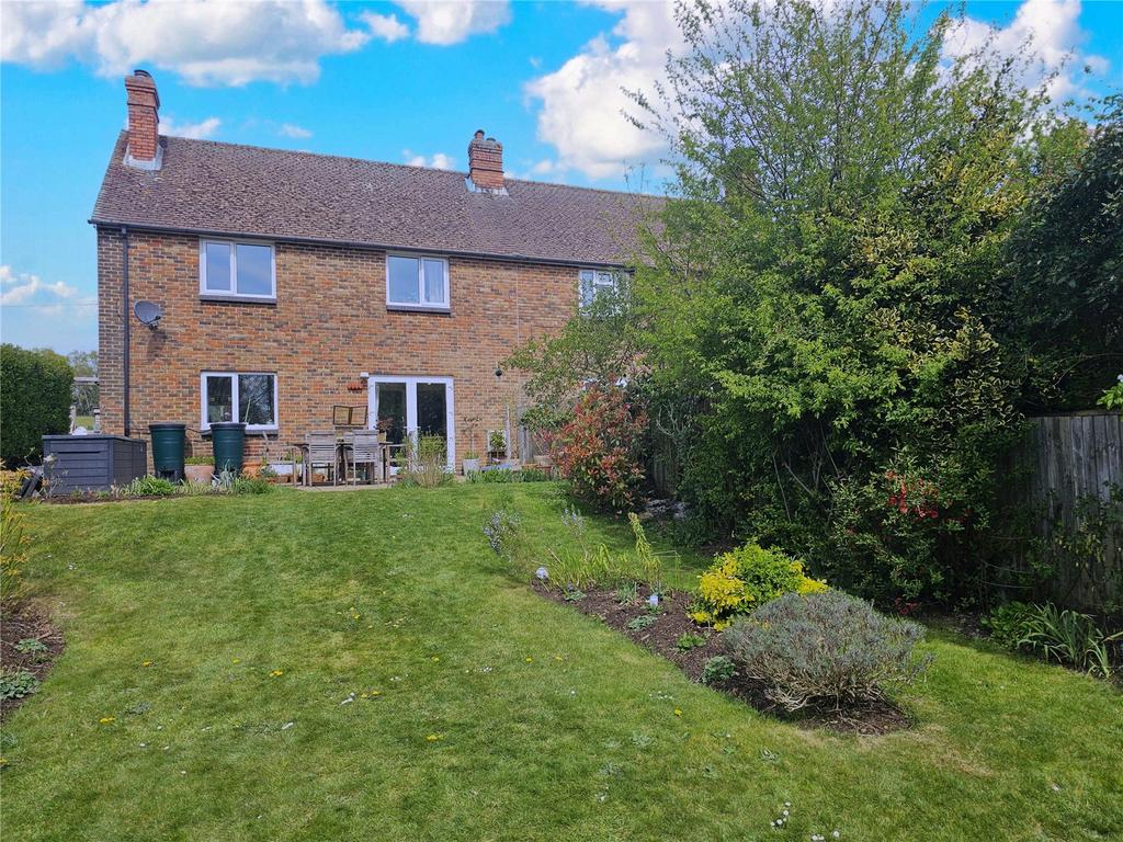 Common View, Midhurst GU29 4 bed semi-detached house for sale - £460,000