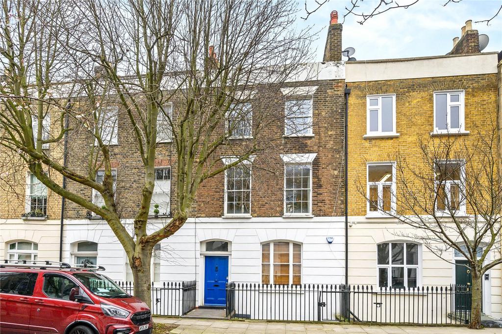 Devonia Road, Islington, London, N1 2 bed maisonette - £1,250,000