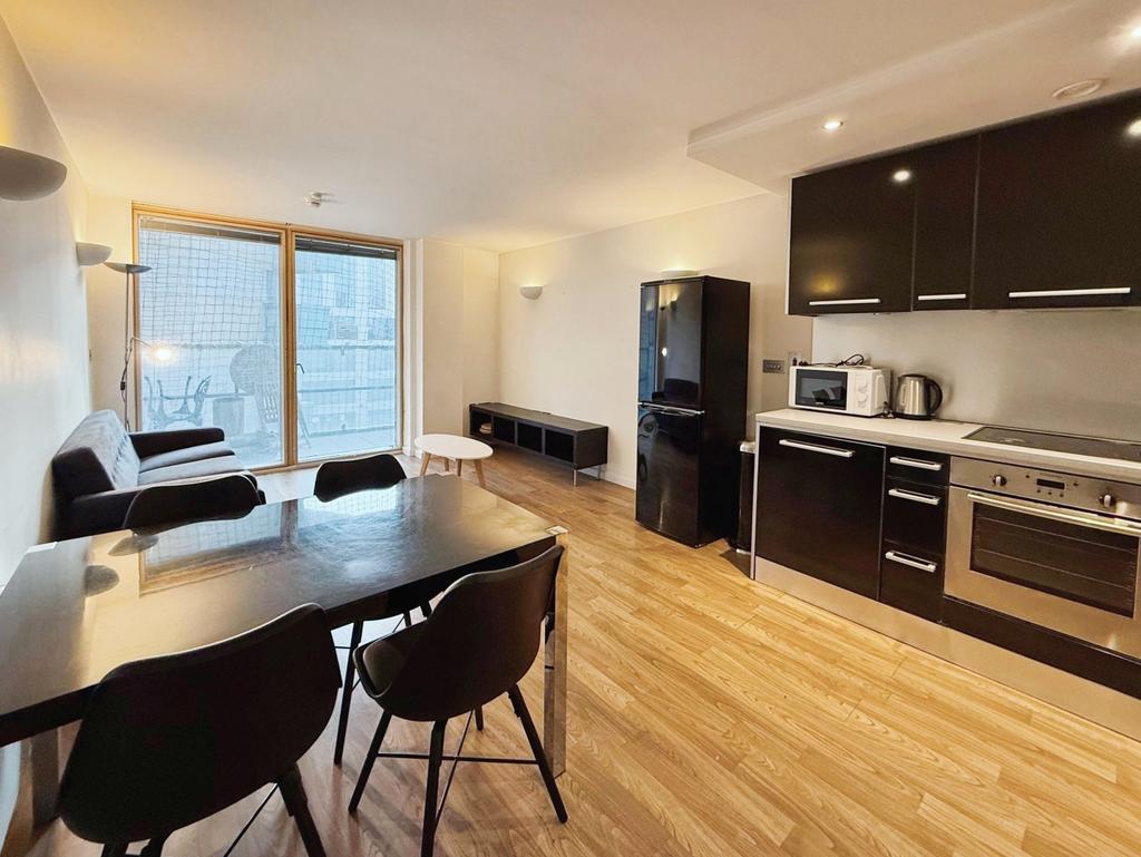 Wellington Street, Leeds, West... 2 bed flat - £895 pcm (£207 pw)