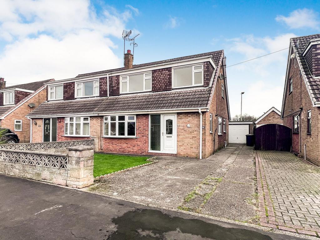 Oxenhope Road, Hull HU6 3 bed semi-detached house for sale - £170,000