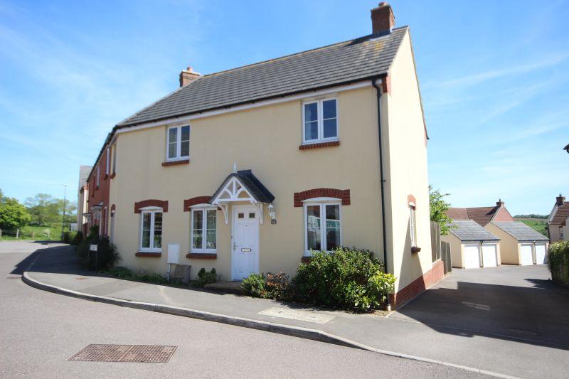 Cuckoo Hill, Bruton BA10 3 bed semi-detached house - £1,225 pcm (£283 pw)