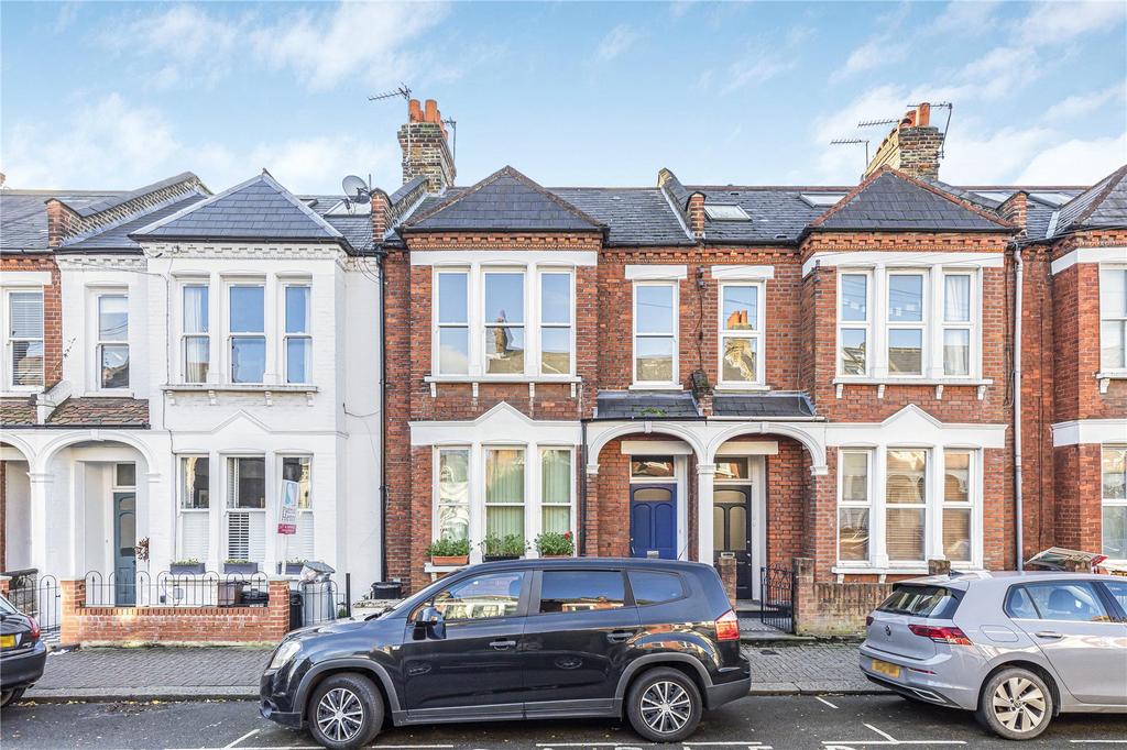 Hazelbourne Road, London, SW12 2 bed flat - £565,000
