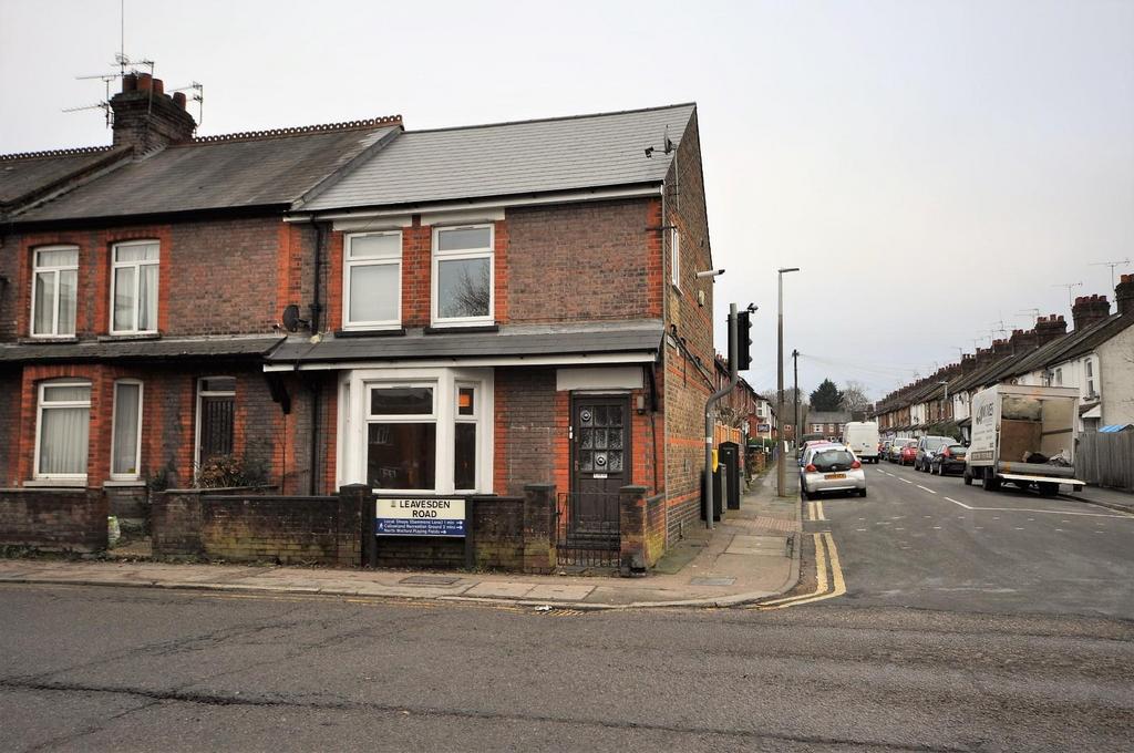 Leavesden Road, Watford WD24 1 bed flat - £1,200 pcm (£277 pw)