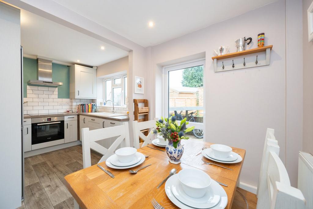Clare Cottages, Redhill RH1 2 bed end of terrace house for sale - £425,000