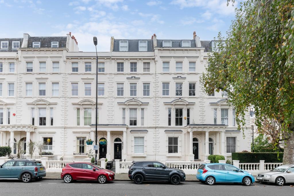 Randolph Avenue, London, W9 2 bed apartment for sale - £1,200,000