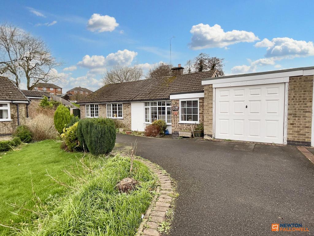 Coverdale, Whitwick, LE67 3 bed bungalow - £299,950