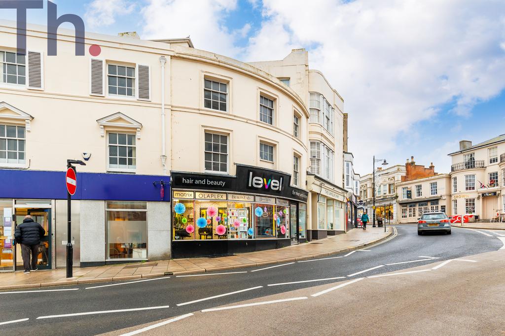 4 St. Thomas Square, Ryde PO33 Retail property (high street) for sale ...