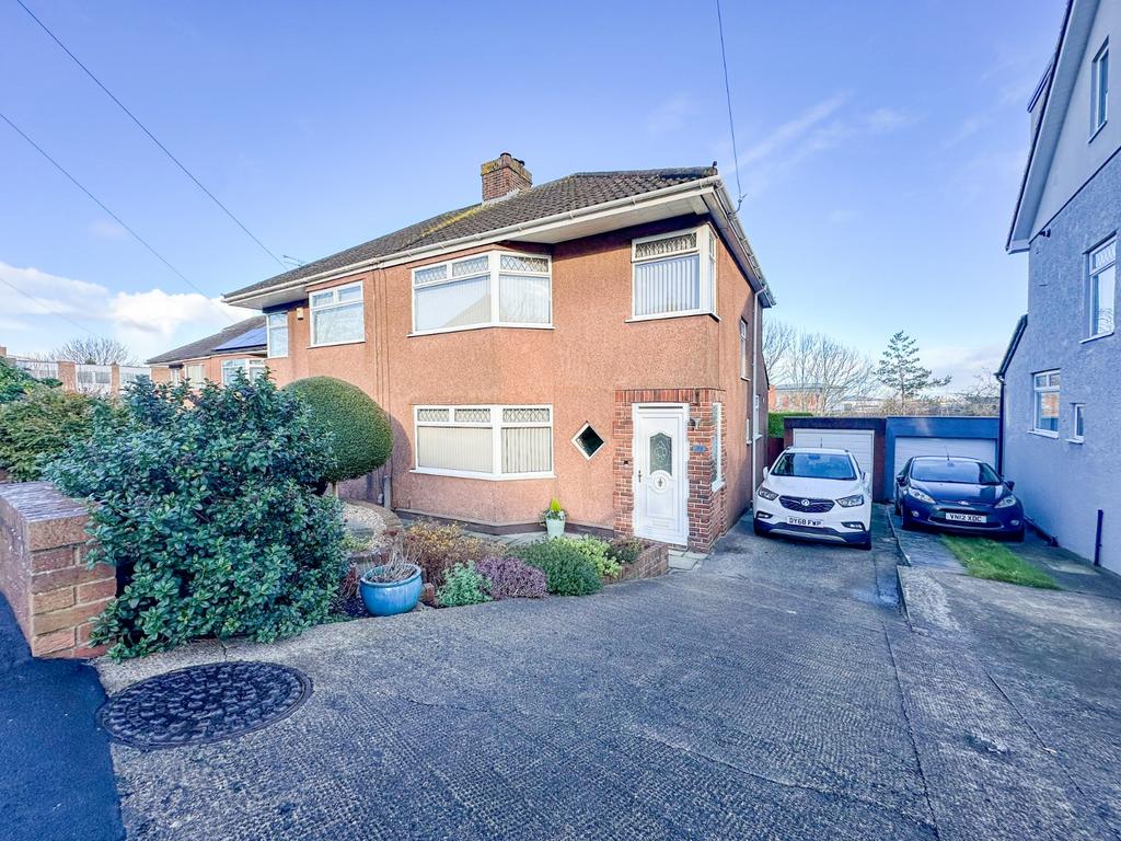Glebelands Road, Filton, Bristol... 3 bed semi-detached house - £375,000