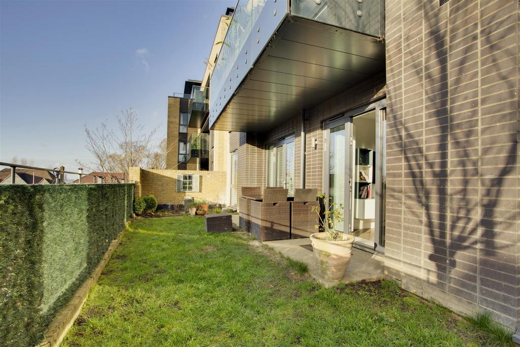Westleigh Avenue, Putney, London 2 bed apartment for sale - £635,000