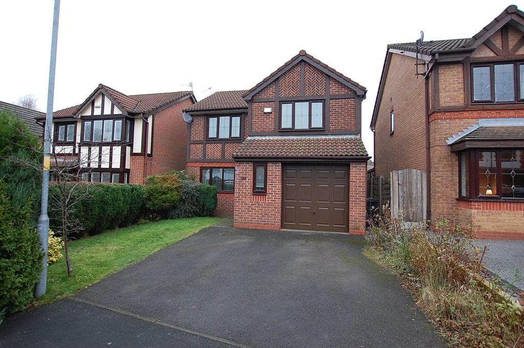 Kingsbridge Drive, Greater Manchester... 4 bed detached house - £1,500 ...