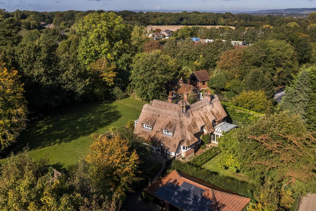 Honey Lane, Otham, Maidstone, Kent, ME15 7 bed detached house for sale ...