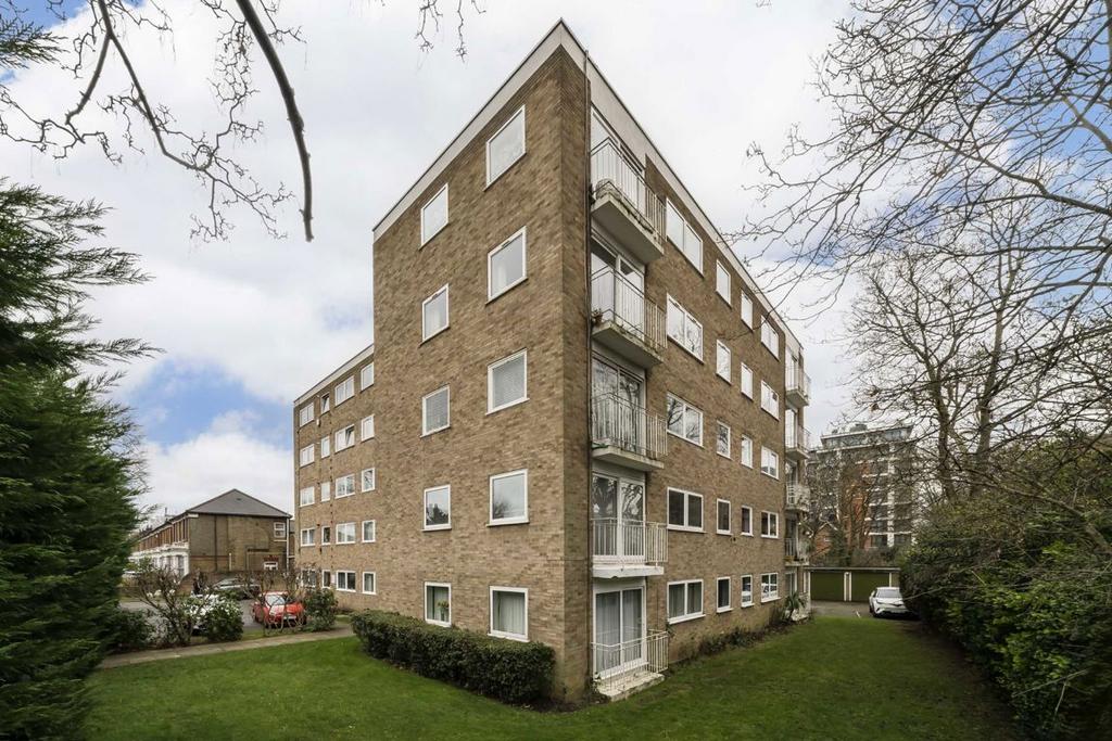 Gordon Road, London W5 2 bed flat - £540,000