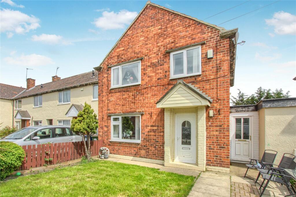 Passfield Crescent, Middlesbrough 3 bed end of terrace house - £700 pcm ...