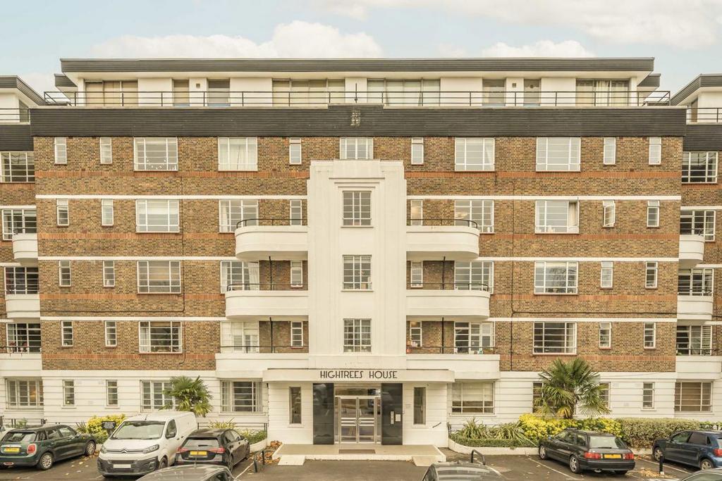 Nightingale Lane, London SW12 2 bed flat - £625,000