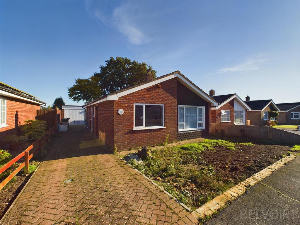 Acacia Avenue, Ashill, IP25 2 bed bungalow - £238,000