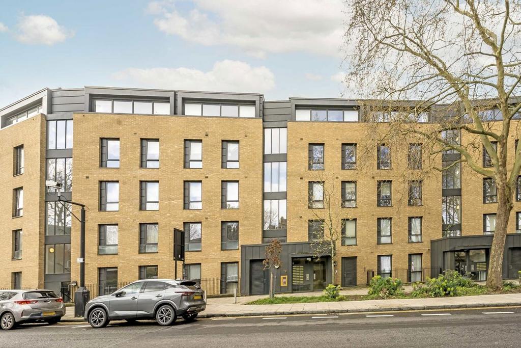 Canonbury Road, London N1 1 bed flat - £650,000