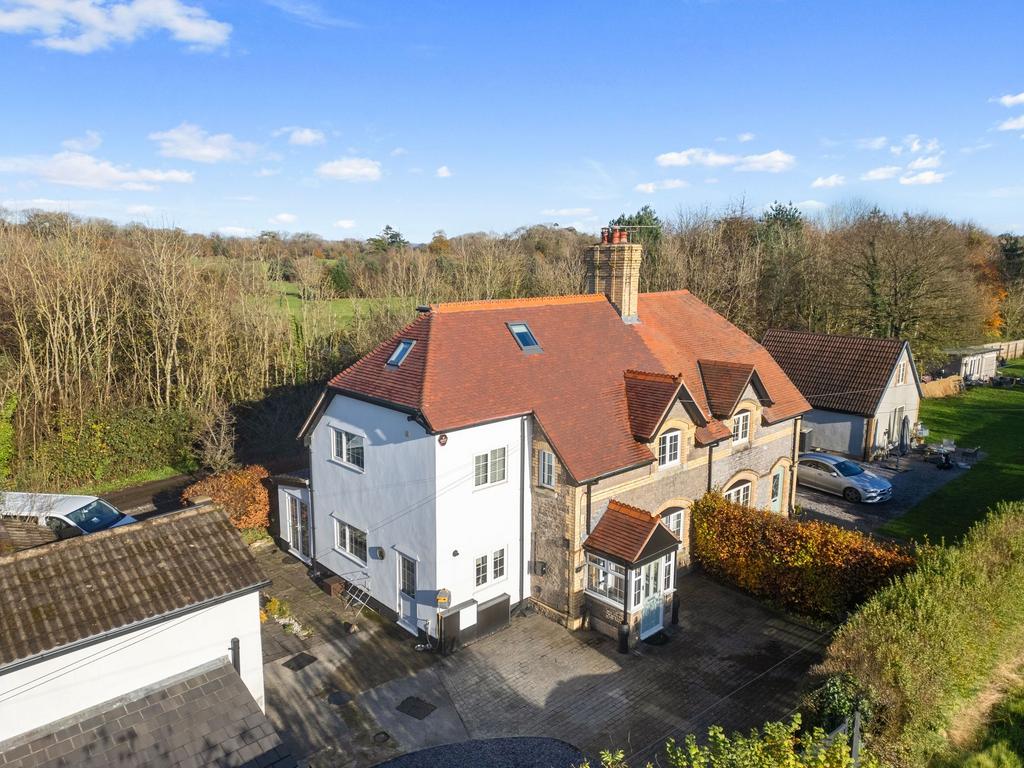 Bonvilston, Cardiff, CF5 4 bed semi-detached house - £575,000