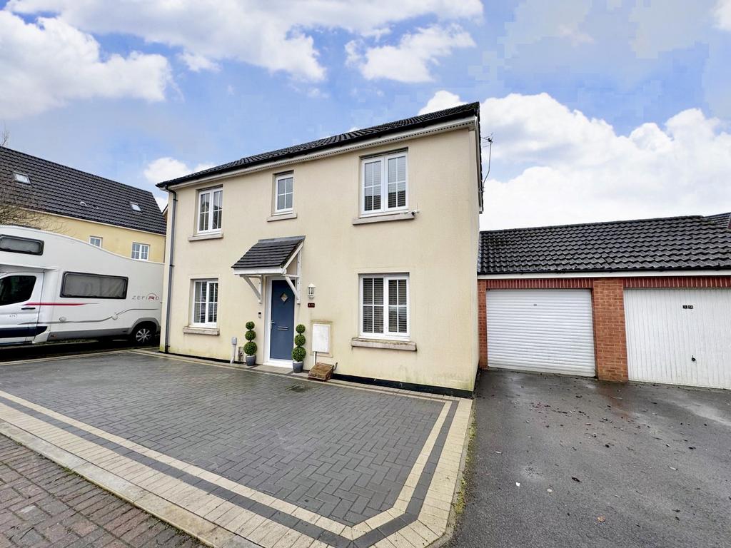Merthyr Tydfil CF47 3 bed detached house - £290,000