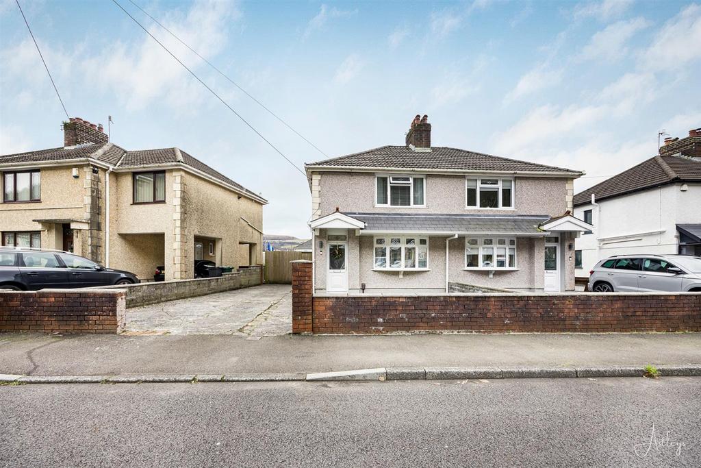 Underwood Road, Cadoxton, Neath 3 bed semi-detached house for sale - £ ...