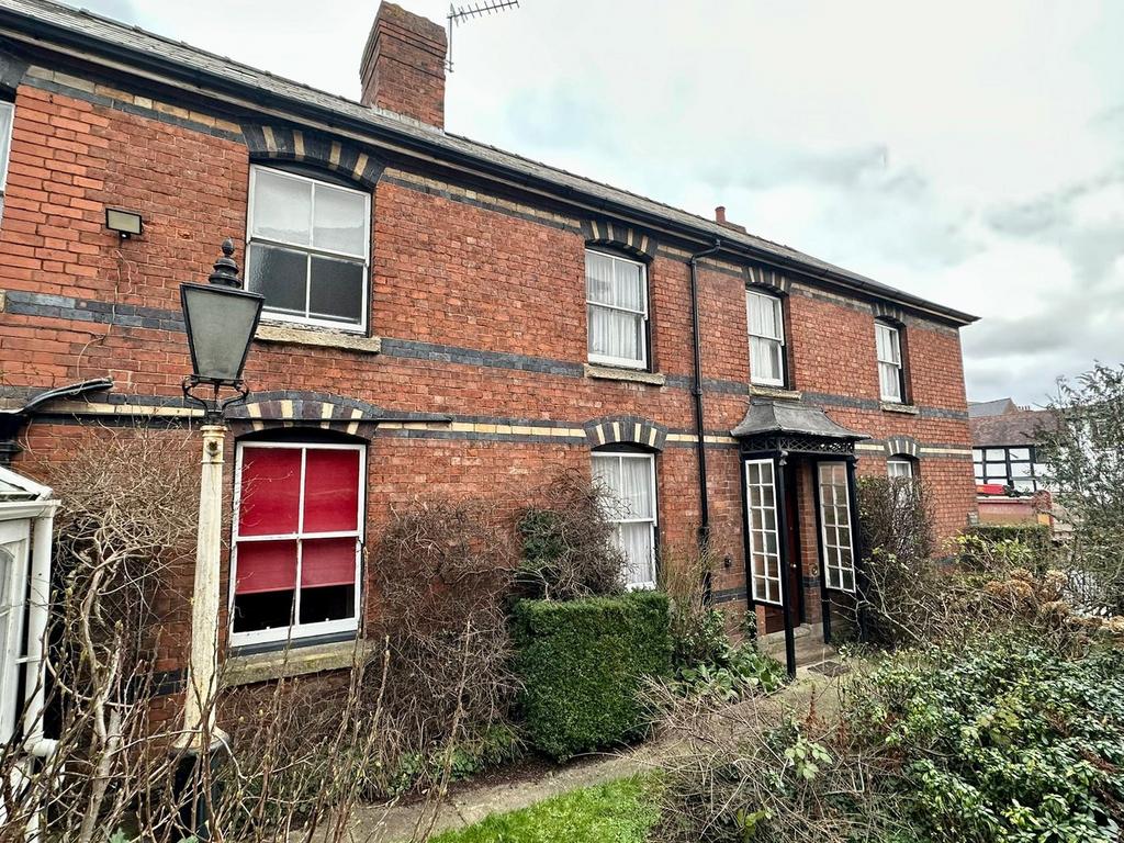 Victoria Street, Hereford, HR4 3 bed detached house - £375,000
