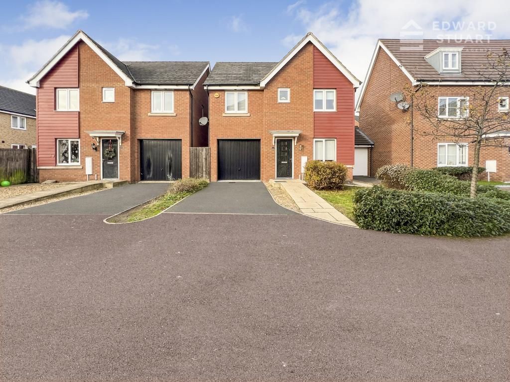 Peterborough PE2 4 bed detached house for sale - £325,000