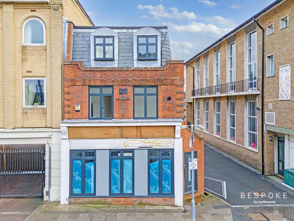 Rainsford Road, Chelmsford, CM1 2 bed end of terrace house - £190,000