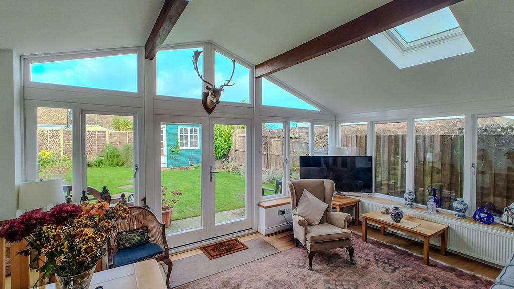 Yorke Way, Ely CB6 3 bed detached bungalow - £450,000