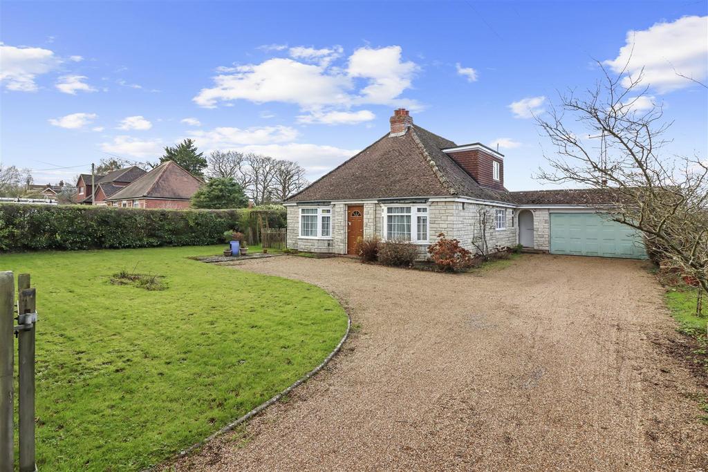 Hackhurst Lane, Lower Dicker, Hailsham 3 bed detached bungalow for sale ...