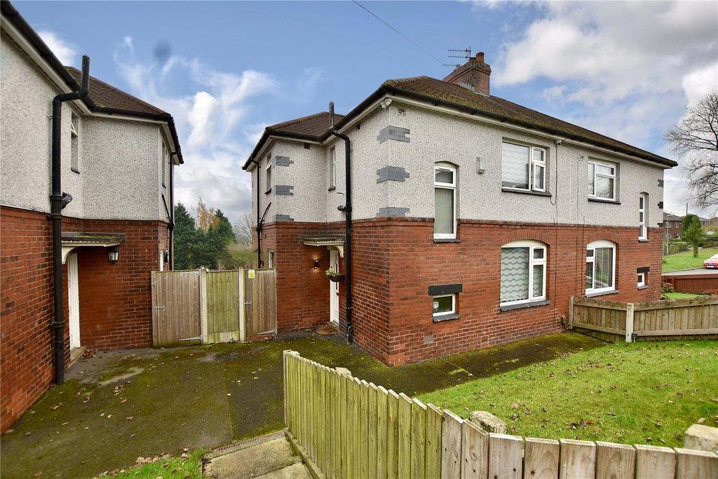 Croydon Avenue, Royton, Oldham... 3 bed semi-detached house - £209,950