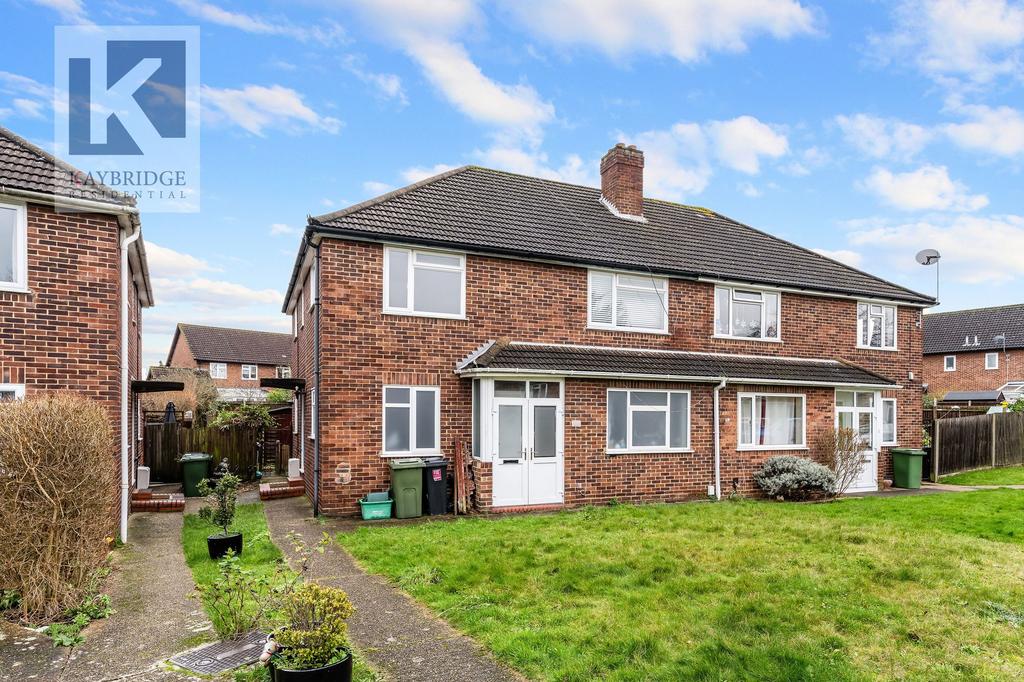 Wolsey Close, Worcester Park, KT4 2 bed maisonette for sale - £350,000