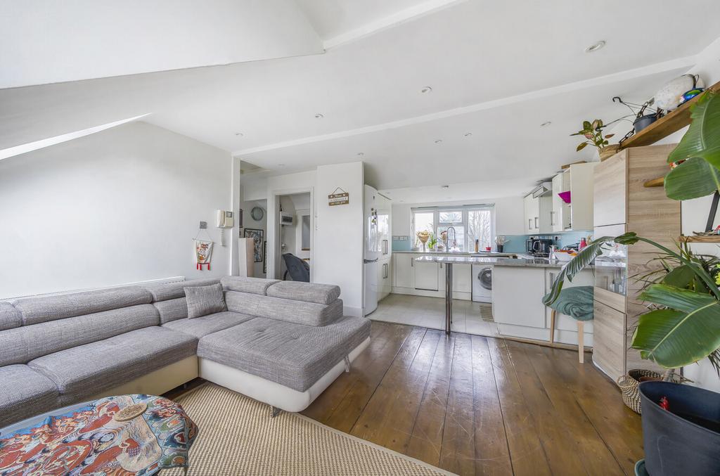 Marriott Road, Barnet, EN5 2 bed apartment for sale - £375,000