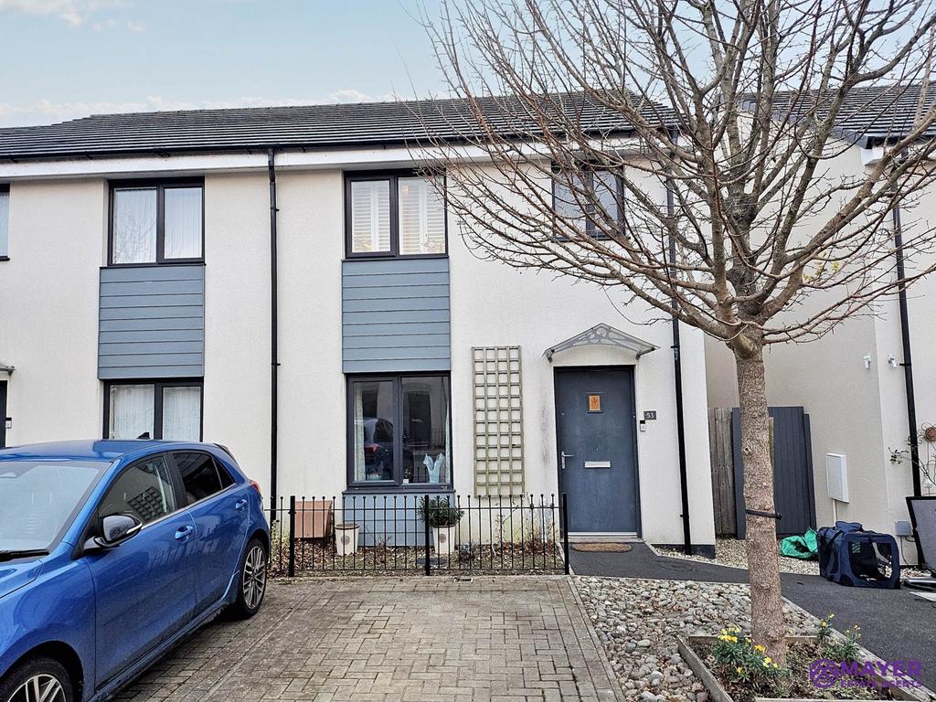 Pennycross Close, Plymouth PL2 3 bed end of terrace house for sale - £ ...