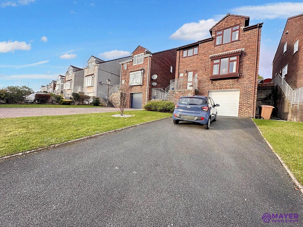 Wheatridge, Plymouth PL7 4 bed detached house - £450,000