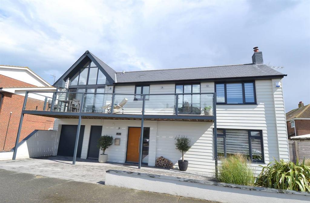 Pier Avenue, Tankerton, Whitstable 4 bed detached house for sale - £ ...