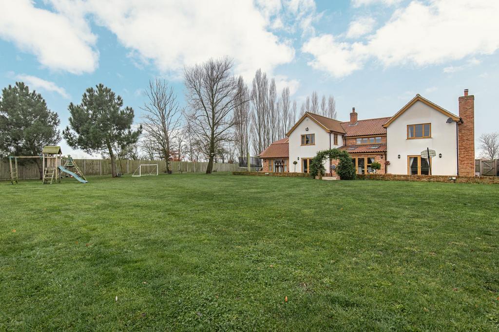 Great Ellingham 5 bed detached house for sale - £1,100,000