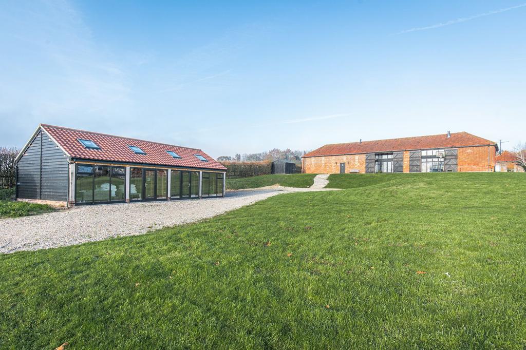 Whinburgh 5 bed barn conversion - £1,000,000