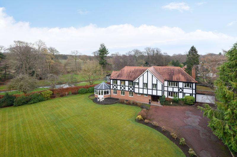 Woolsington Park South, Woolsington... 5 bed detached house - £1,300,000