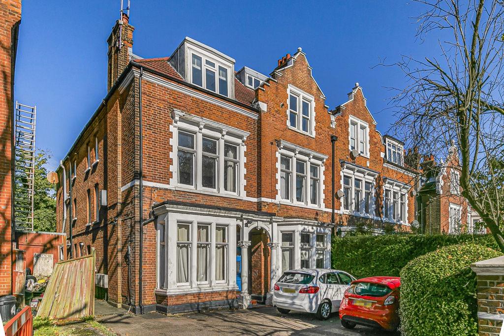 West Hill, Putney, SW15 Studio - £250,000