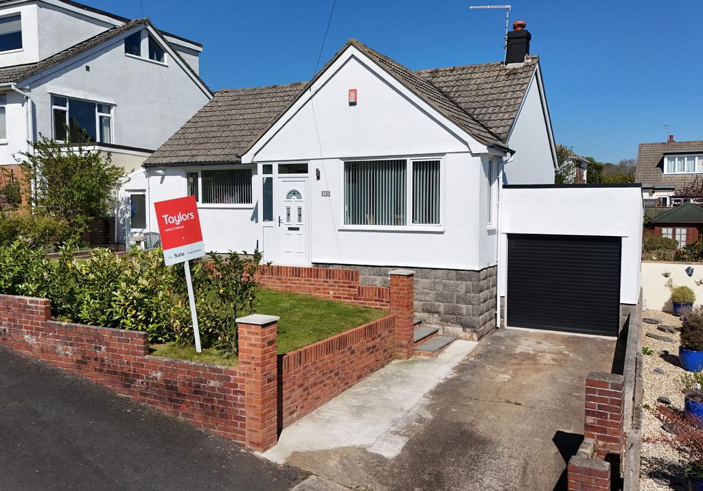 Windmill Road, Paignton 2 bed detached bungalow - £315,000