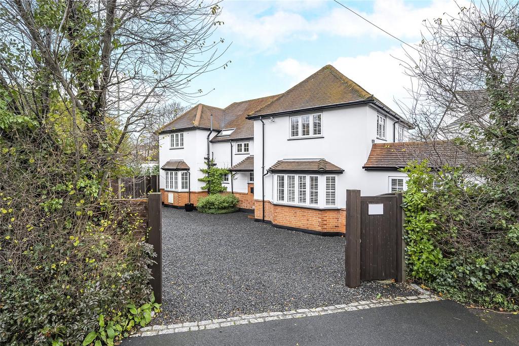 Guildford Road, Woking GU22 4 bed detached house - £1,000,000
