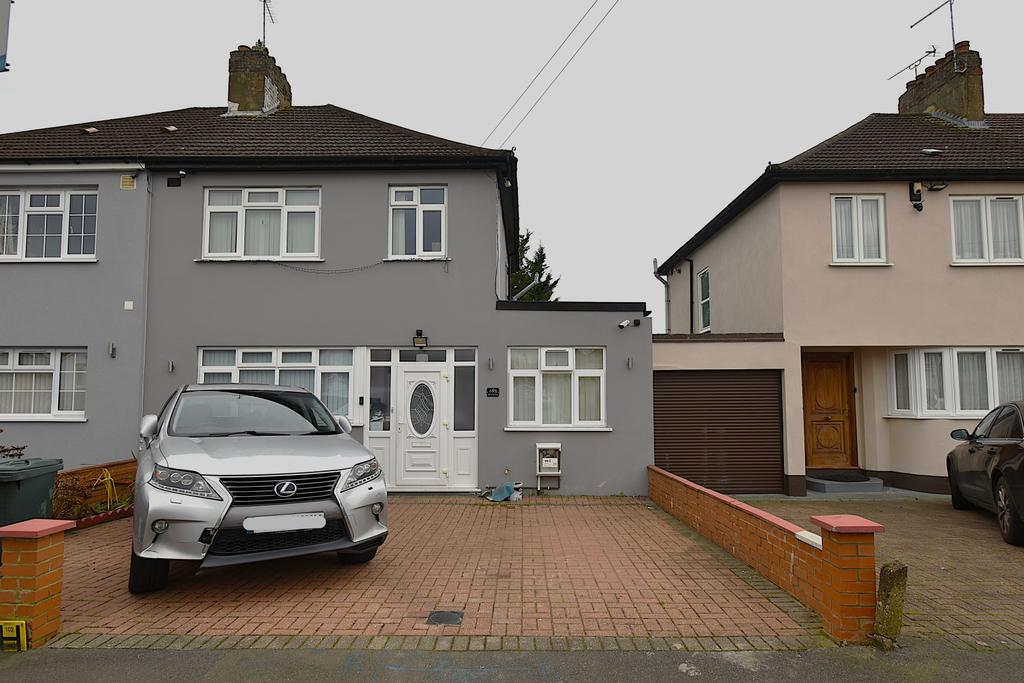 Ruislip, HA4 4 bed semi-detached house - £3,100 pcm (£715 pw)