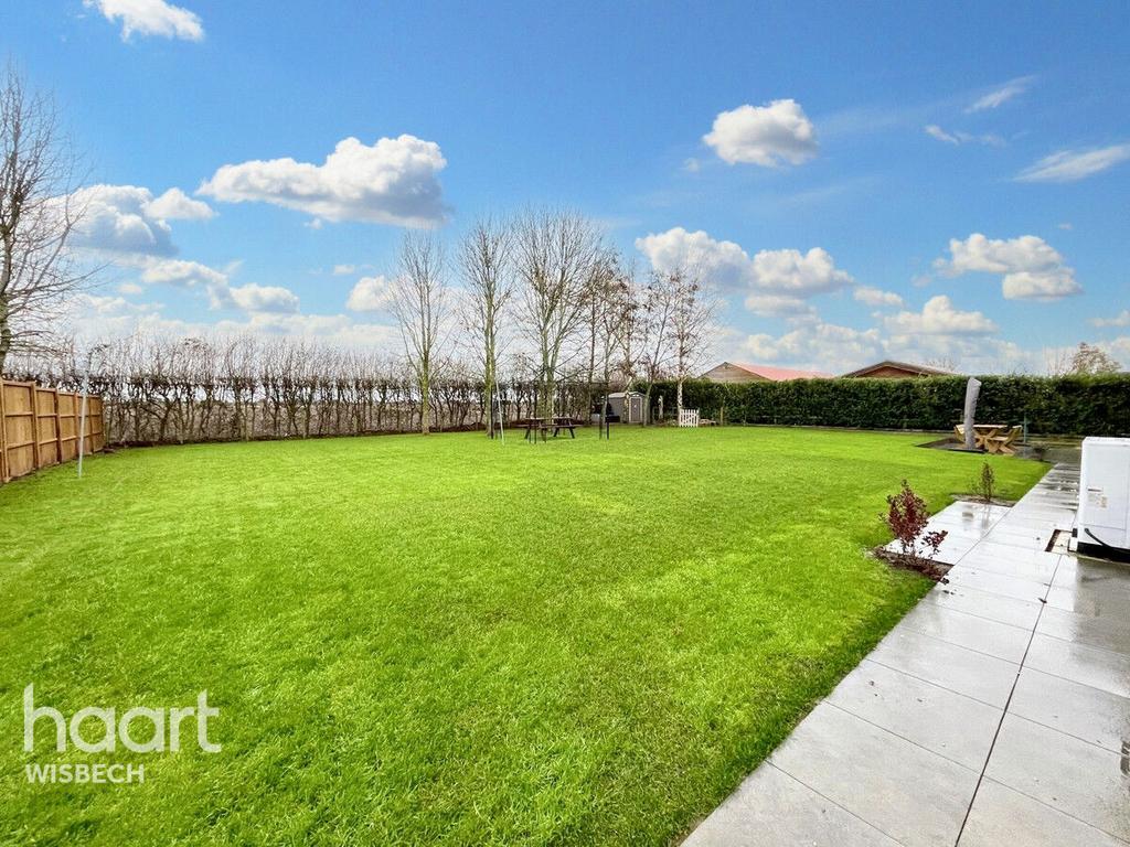 Back Road, Murrow 4 bed detached house - £650,000