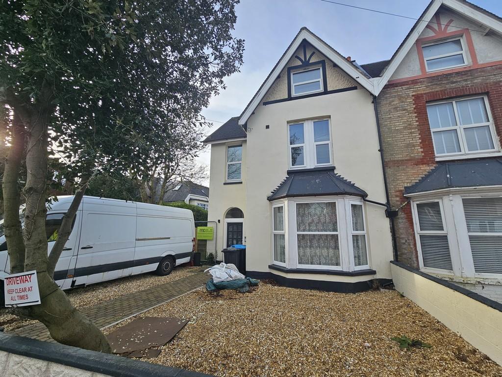 Hamilton Road, Bournemouth 1 bed in a house share to rent - £525 pcm (£ ...