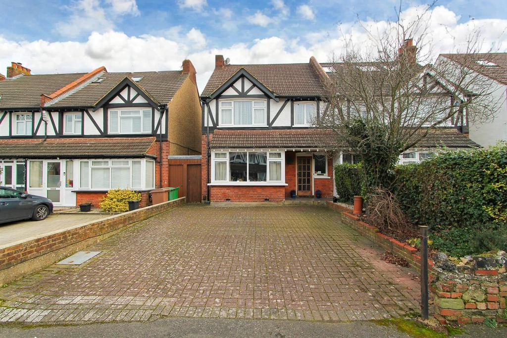Lavender Vale, Wallington SM6 3 bed semi-detached house - £600,000